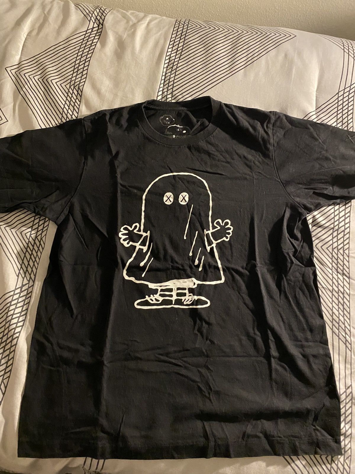 Uniqlo Kaws X Peanuts ghost tee X Halloween | Grailed