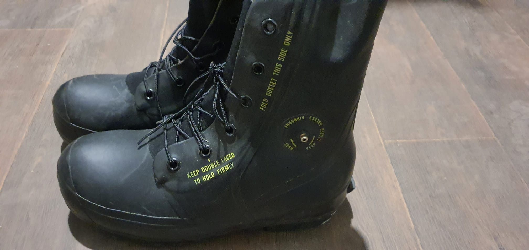 Bata Runway Bata Mickey Mouse Boots, 10R | Grailed