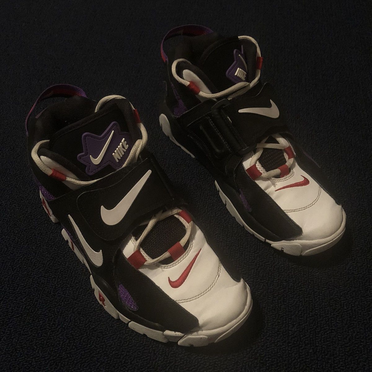Nike Nike Air Barrage Mid Raptors QS Retro Low Shoes | Grailed