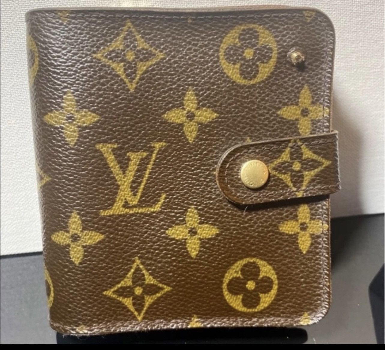 Louis Vuitton Louis Vuitton monogram compact Zippy Wallet | Grailed
