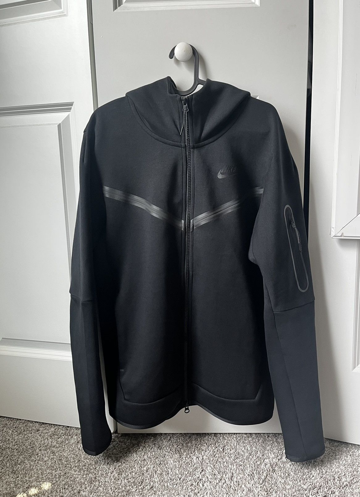Nike × Streetwear Nike Tech Fleece Zip Up ‘Black’ | Grailed