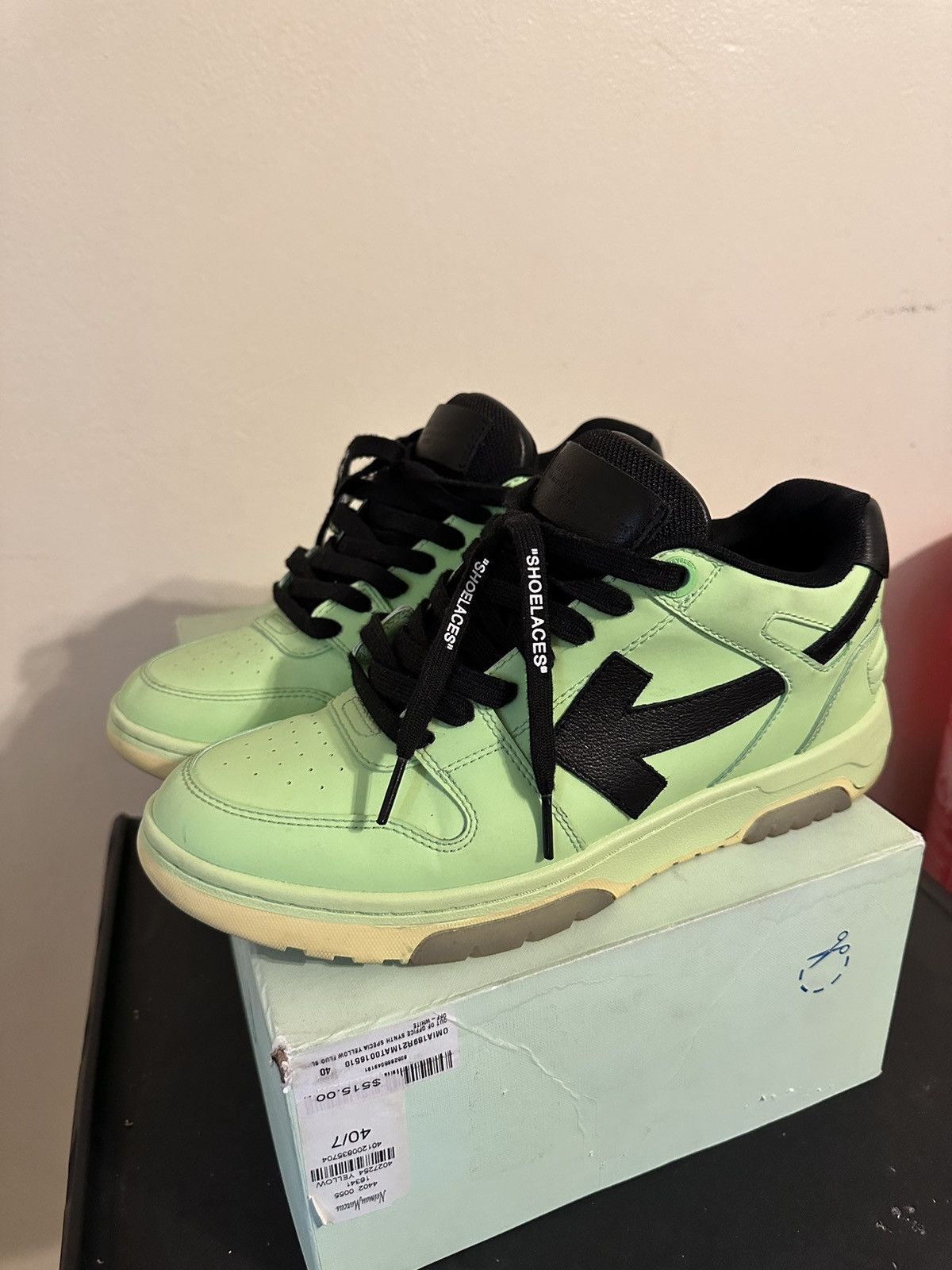 Off-White FINAL DROP RARE Off-White Out of Office Low 'Fluo Green ...