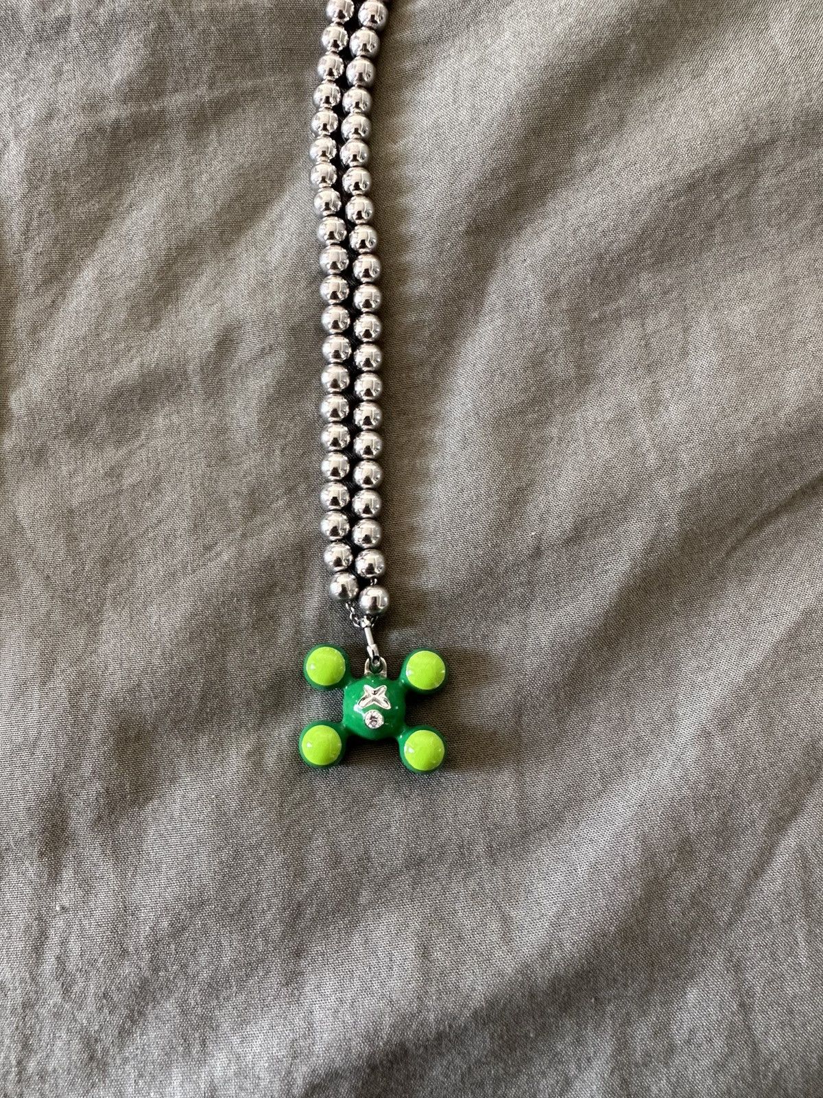 Frank Ocean Homer Sphere Legs Pendant - Clover Size ONE SIZE - 1 Preview
