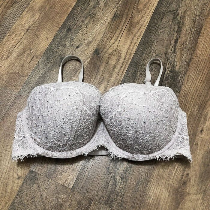 Victoria's Secret Victorias Secret 34DD Silver Embellished Lace Lined ...