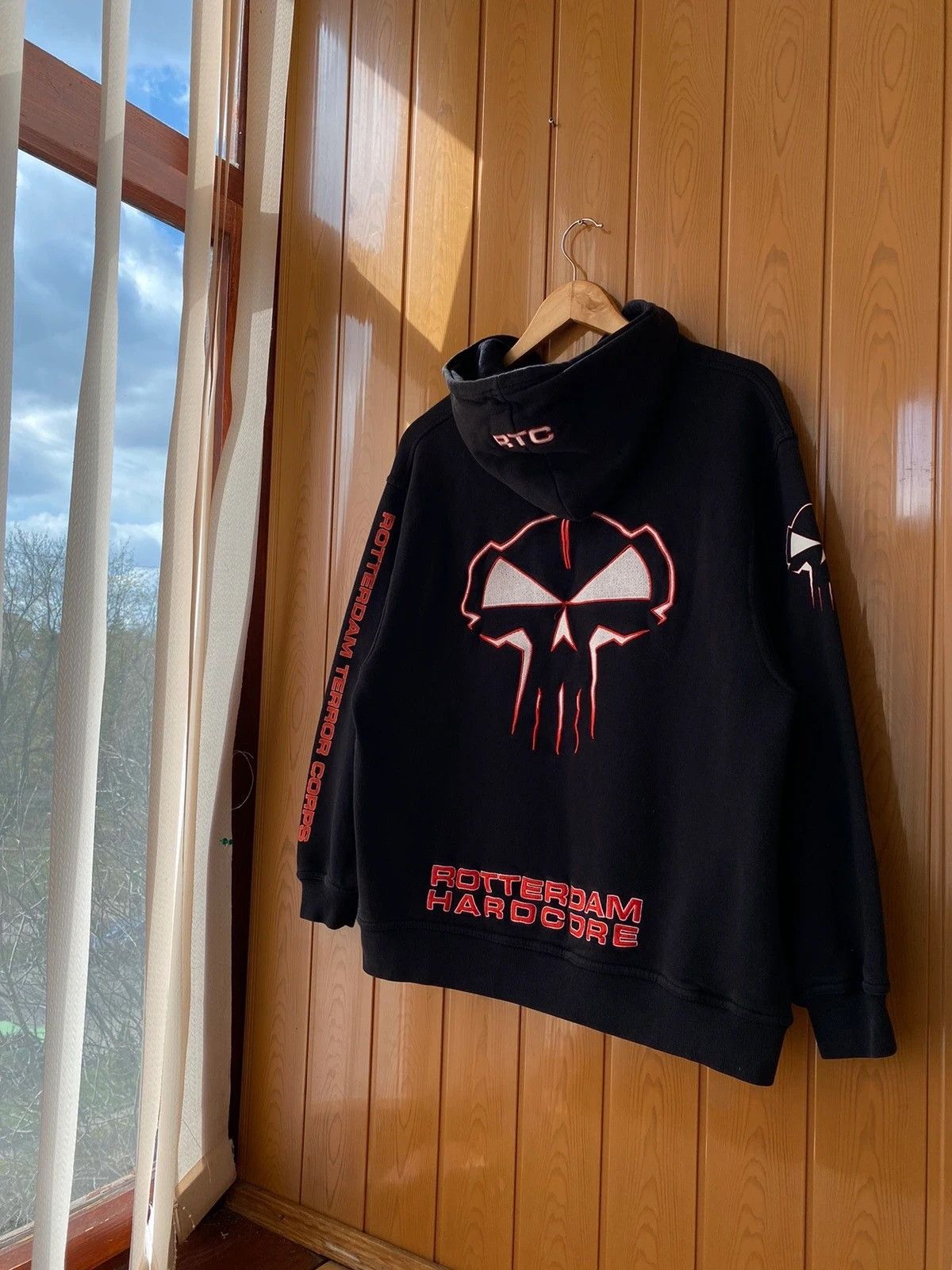 Vintage Vintage Rotterdam Terror Corps 1993 RTC Black Skull Hoodie ...