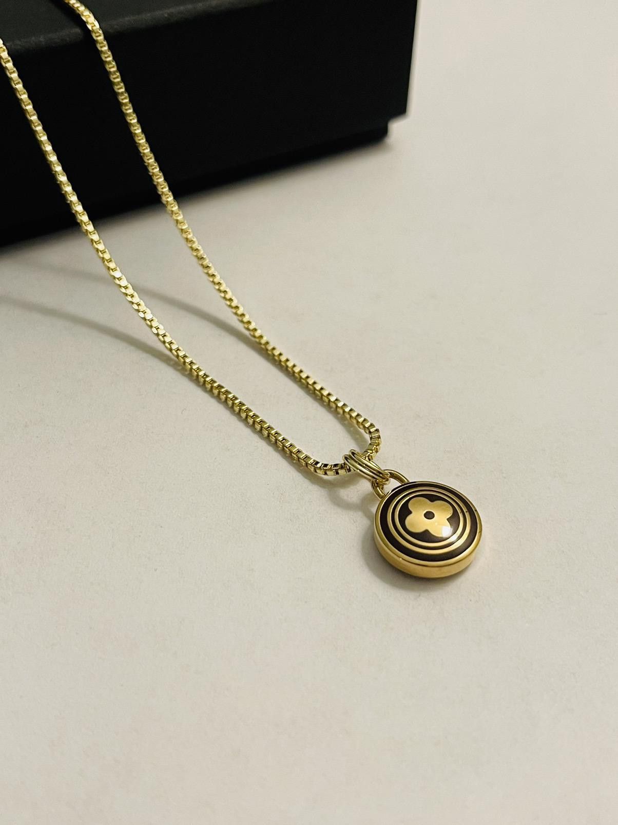 Louis Vuitton Louis Vuitton LV Clover Charm Pendant on Chain/Necklace ...