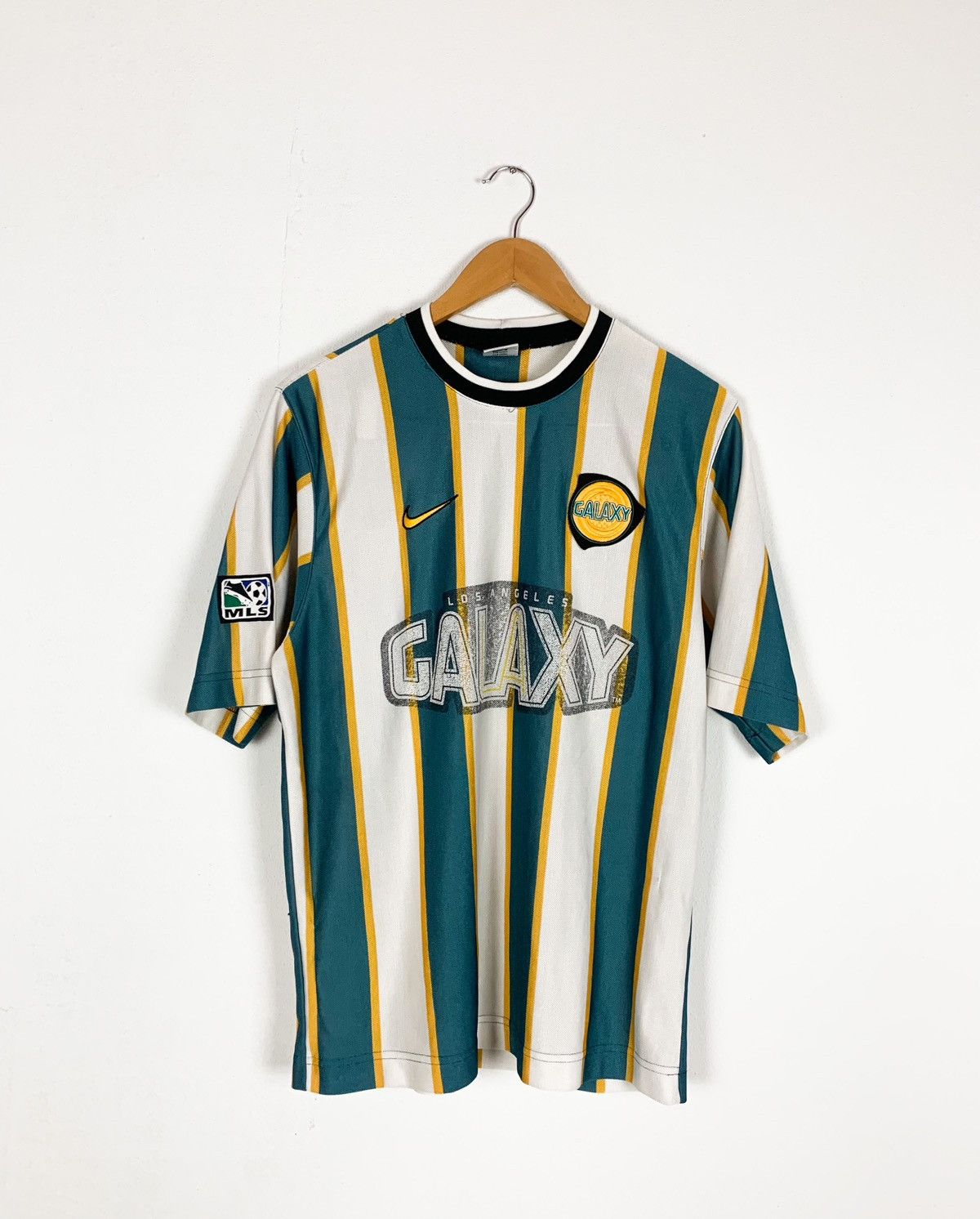 Nike Vintage Nike LA Galaxy soccer jersey 90s | Grailed