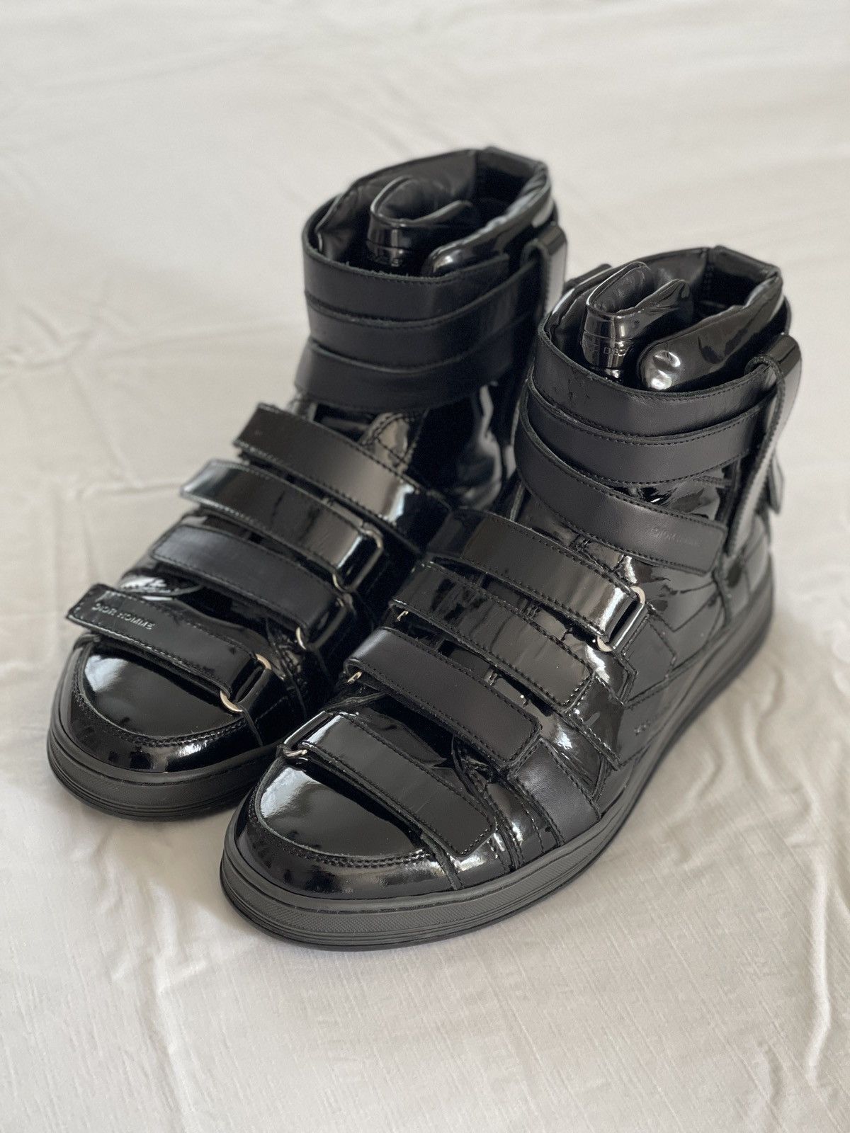 Dior × Kris Van Assche AW08 Lumière du Nord Black Patent Velcro Leather ...