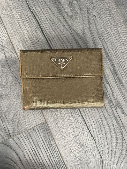 Prada Gold Logo Wallet | Grailed