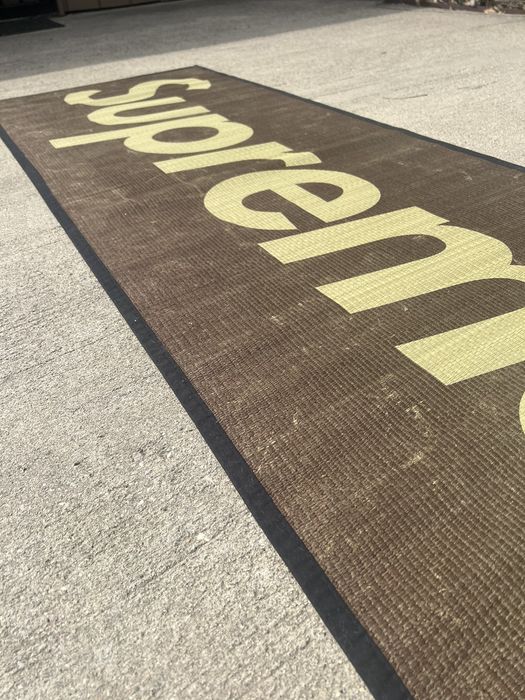 Supreme Supreme® woven straw mat (black) | Grailed