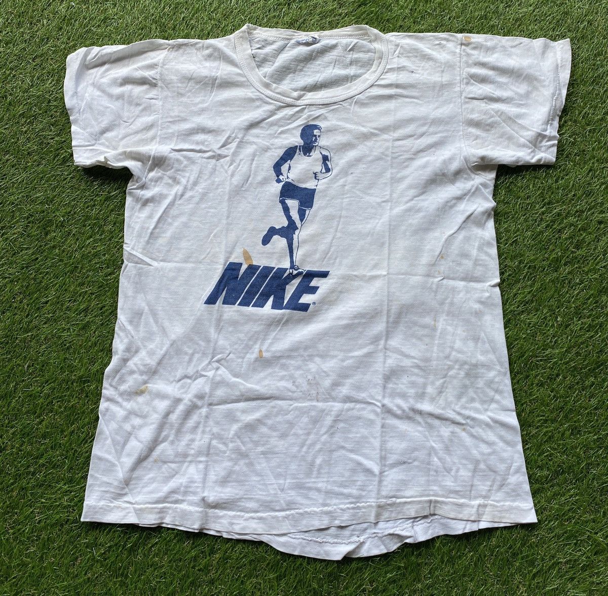Nike VINTAGE 80’ NIKE RUNNING MAN TEE | Grailed