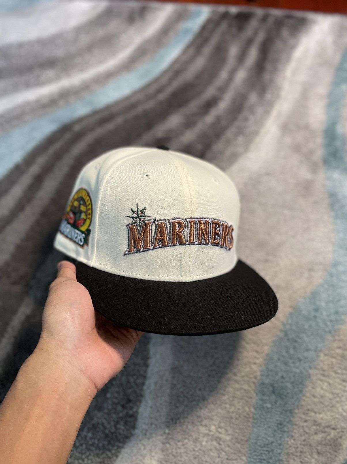 New Era Mariners script 2tone exclusive fitted hat | Grailed