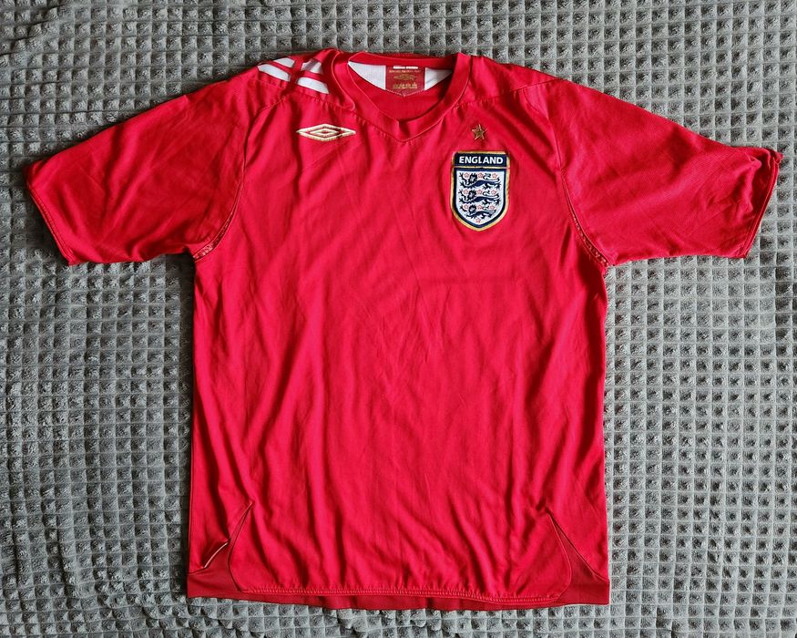 Umbro England 2006 Away Football Shirt Kit Jersey Umbro Red | Grailed