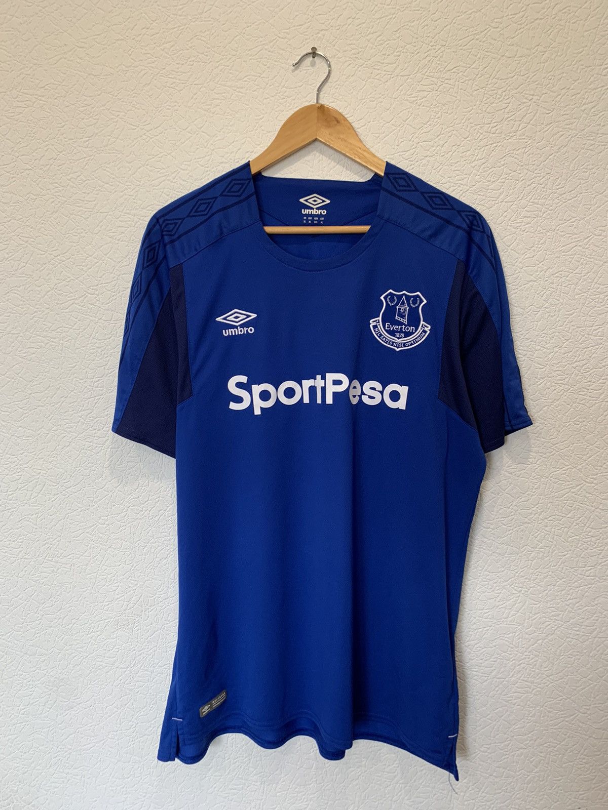 Soccer Jersey × Umbro Umbro Everton 2017/2018 Home Kit Soccer Jersey ...