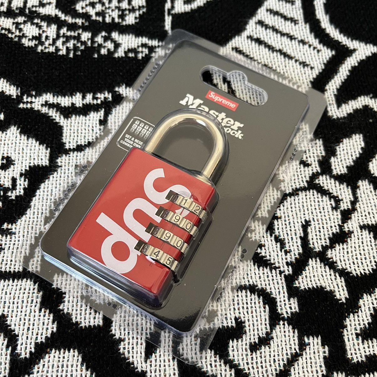 Supreme SS19 Supreme Masterlock Numeric Lock Red Box Logo | Grailed