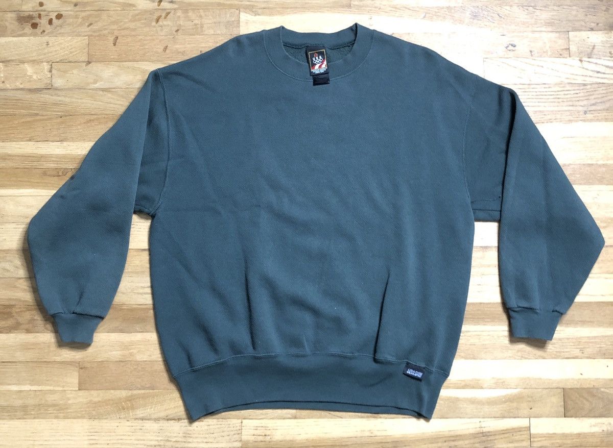 Sportswear *RARE* Y2K FOREST GREEN CREWNECK | Grailed