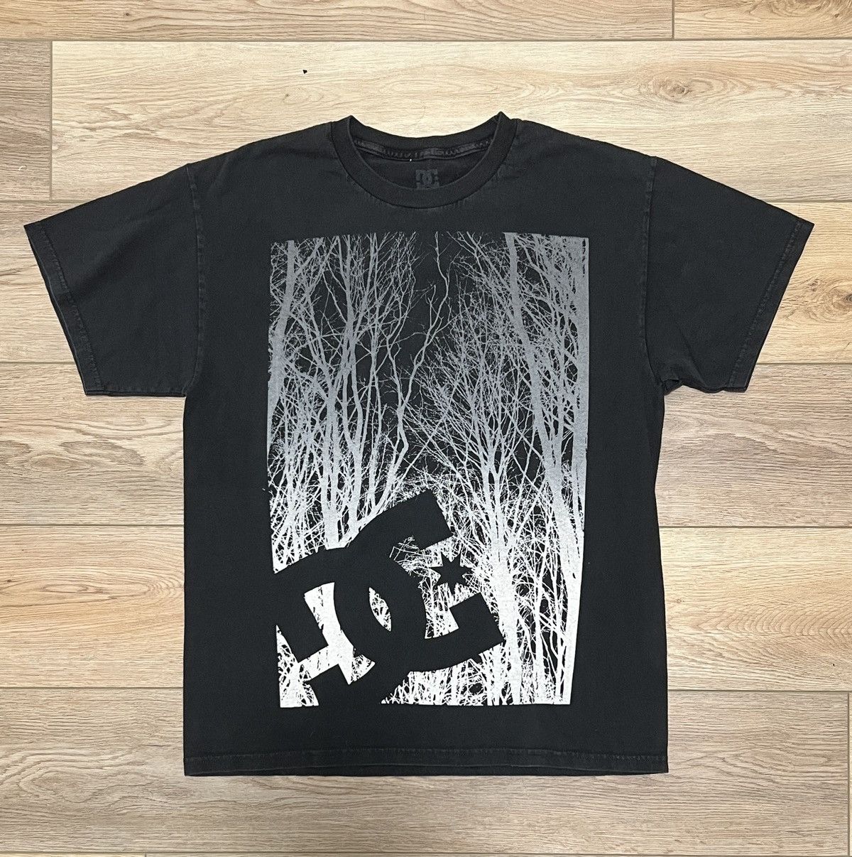 Vintage Vintage DC Tree Branches Emo Jessie Pinkman Tee | Grailed