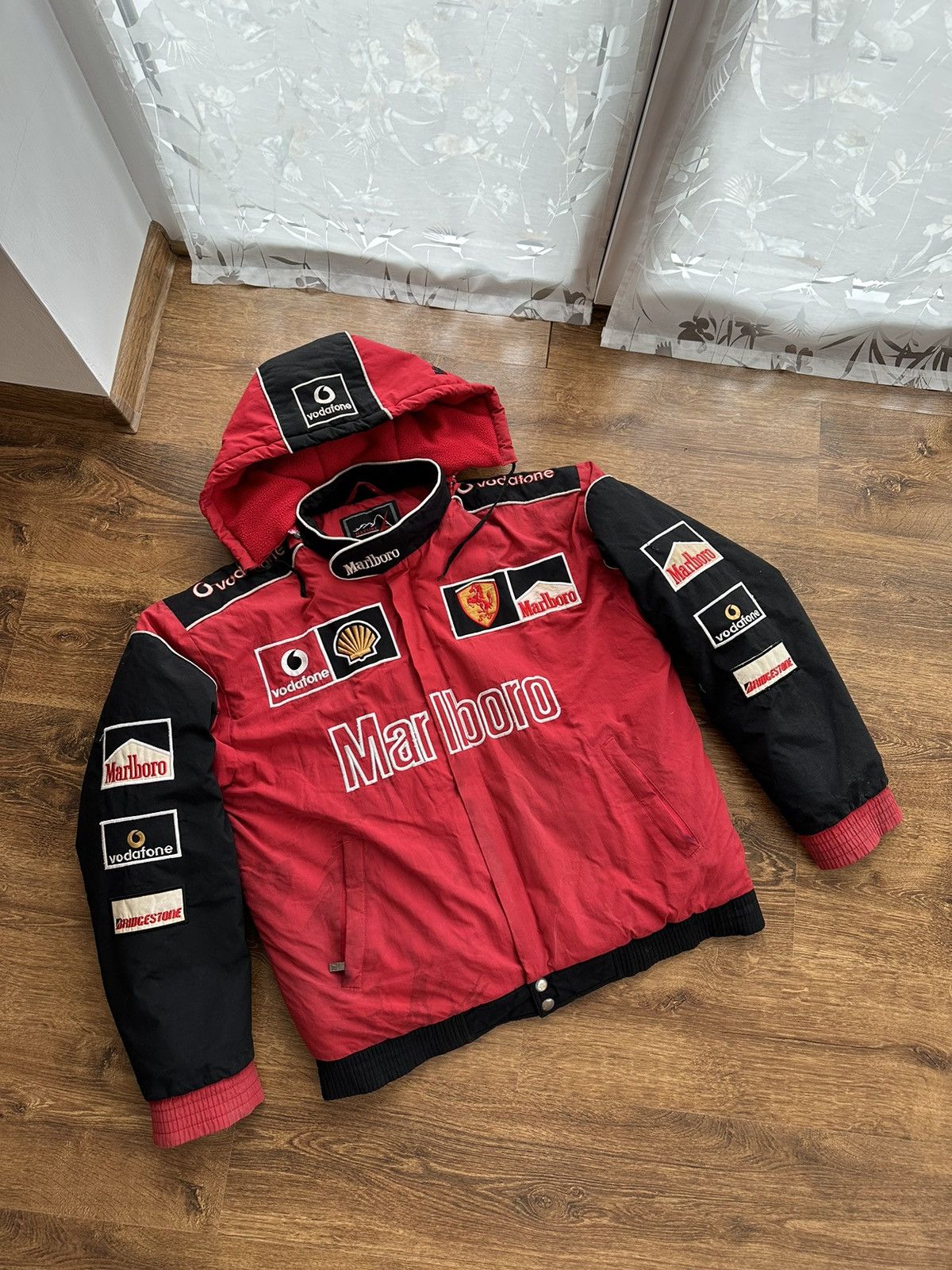 Ferrari × Marlboro × Vintage Ferrari Marlboro F1 Vodafone Vintage ...