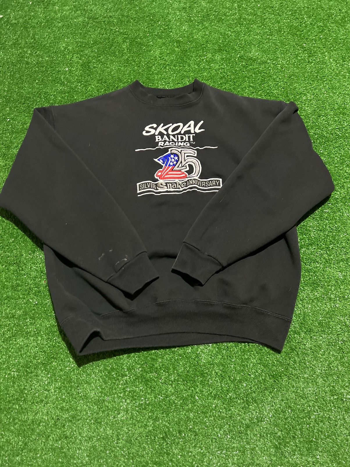 Vintage Vintage Skoal Bandit Racing Anniversary Embroidered Crewneck ...