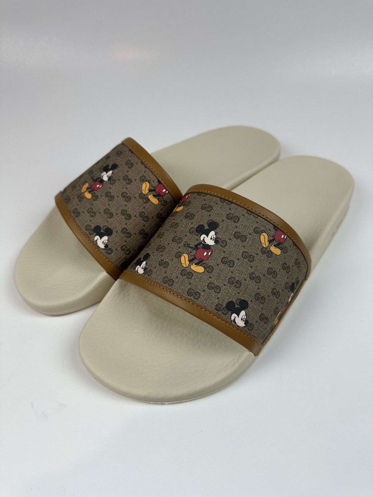 Disney × Gucci Gucci x Disney Mickey Mouse GG Slides | Grailed