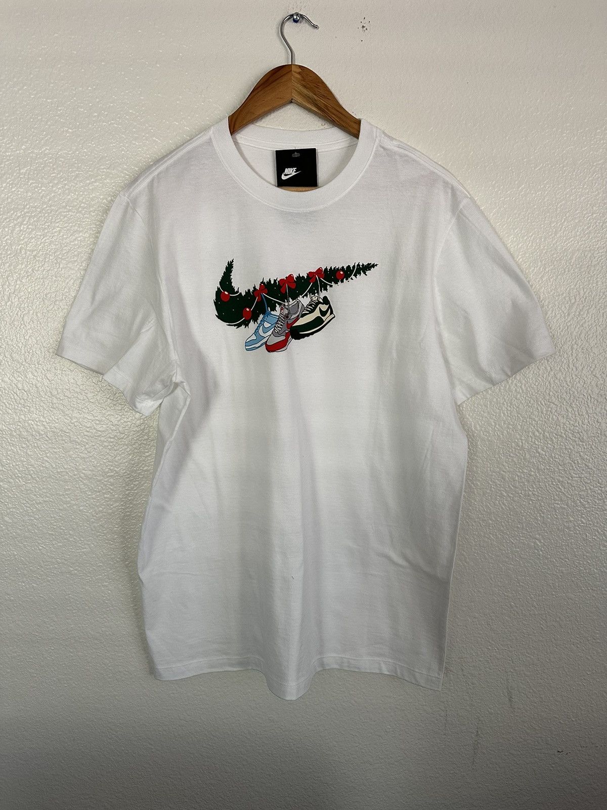 Nike Nike Sportswear Swoosh Logo Dunk Garland Shirt White | Grailed