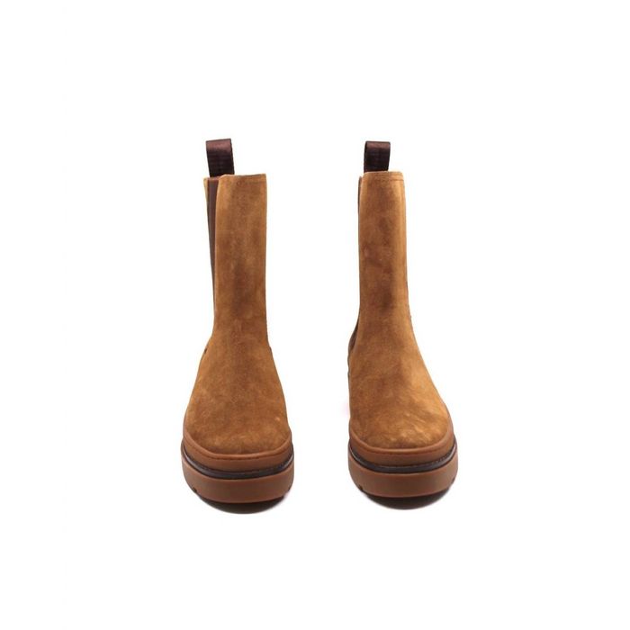 Frye Chloe Chelsea Boot In Tan Suede | Grailed