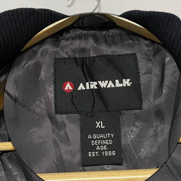 Streetwear Airwalk Classic Wet Look Shiny Puffer Light Jacket | Grailed