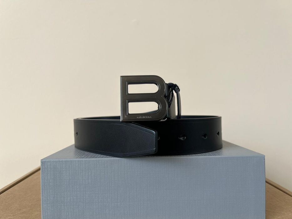 Balenciaga Embroidered B Logo Belt in Black | Grailed