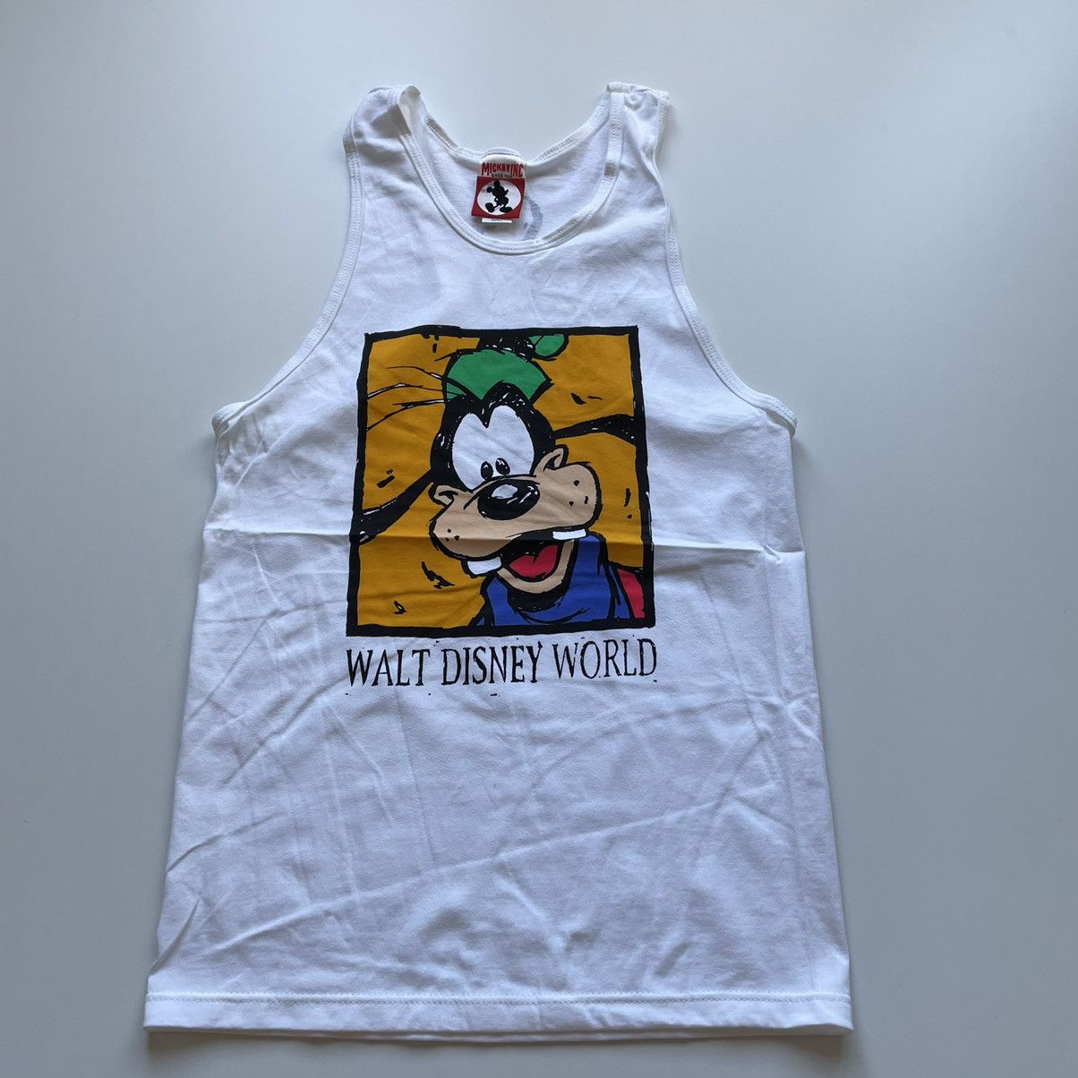 Disney × Vintage Vintage 90s Goofy tank top gym Disney graphic made in ...