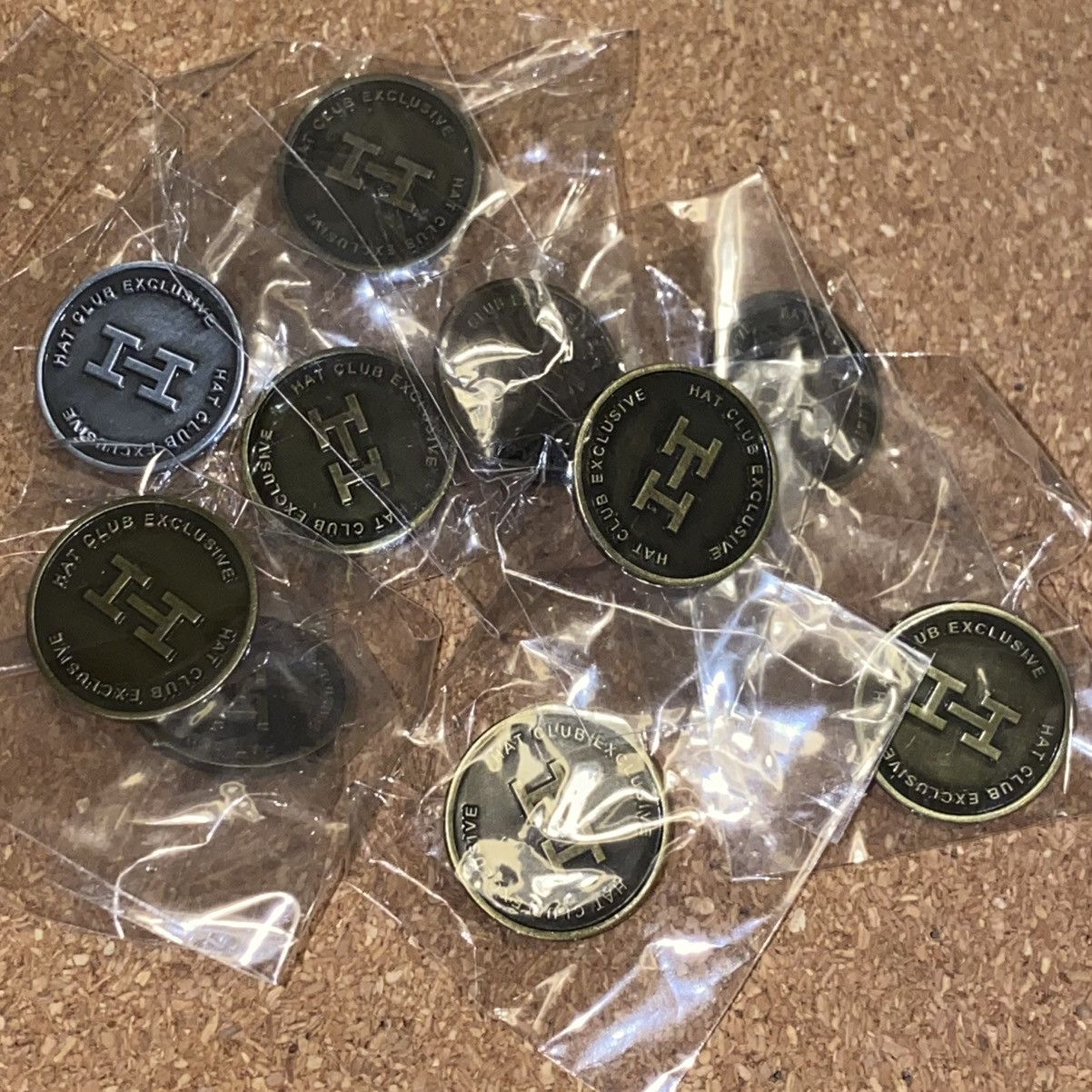 Hat Club × New Era × Pins 10 Discontinued Gold, Silver & Bronze Hatclub ...