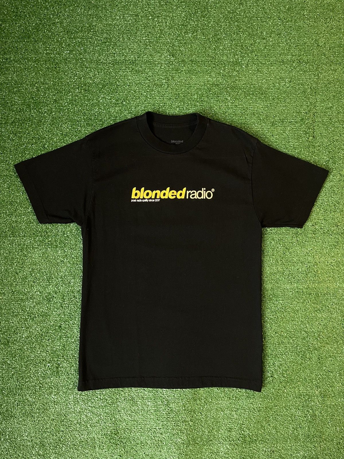 Frank Ocean Blonded Radio Logo T-shirt Black/Yellow | Grailed
