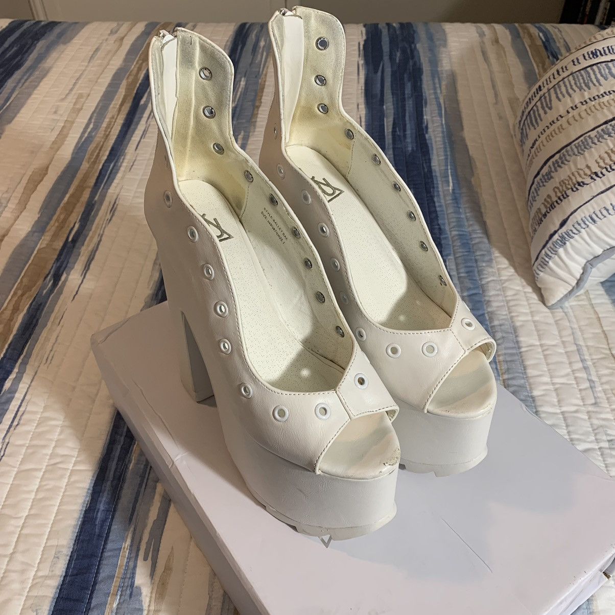Dolls Kill Dolls Kill YRU Ballet Bae White Platforms | Grailed