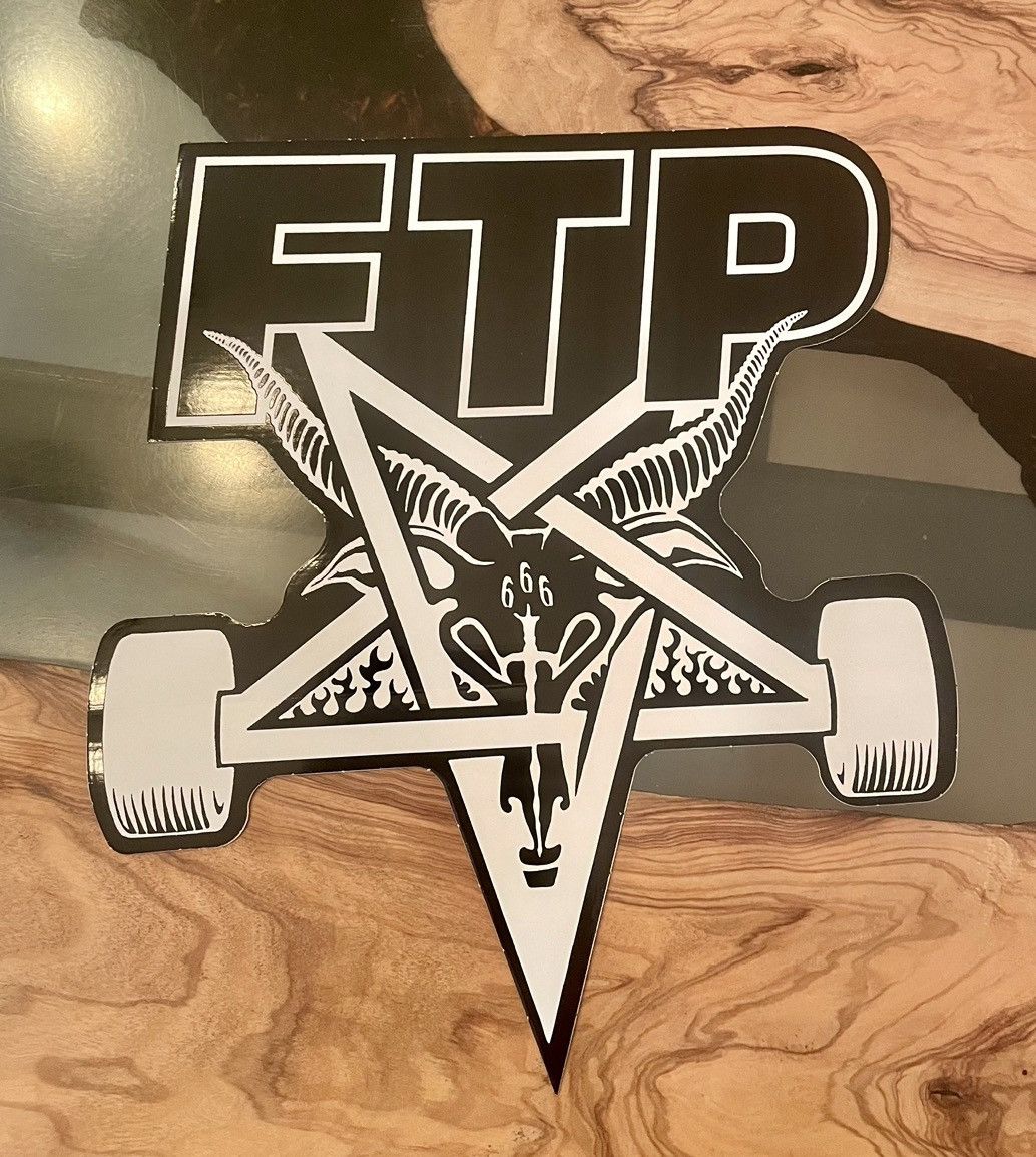 Thrasher FTP x Thrasher Demonic Skate Goat 666 Pentagram Big Sticker ...