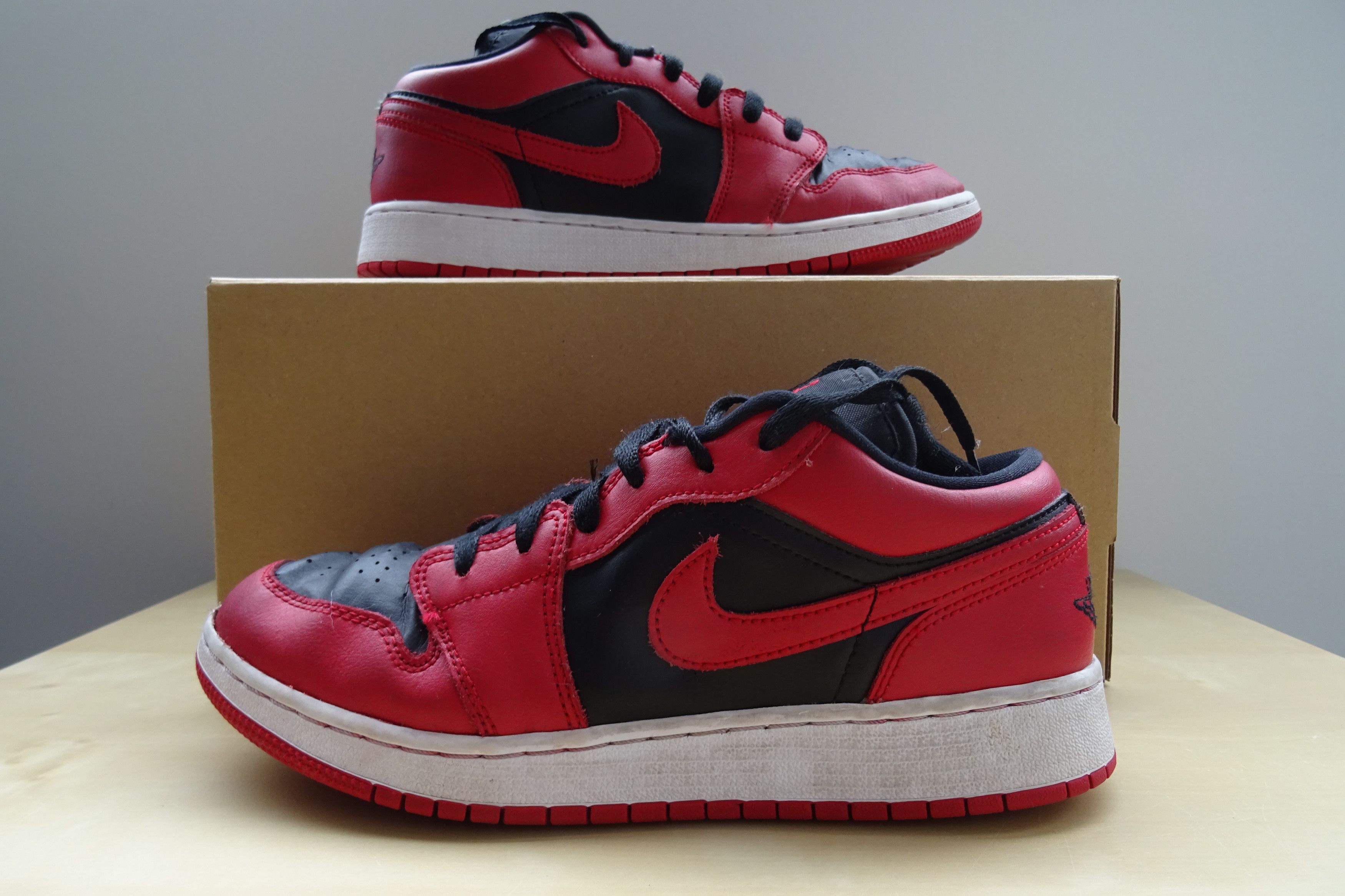 Jordan Brand Jordan 1 Low Reverse Bred (GS) - 553560-606 | EU 40 / US ...