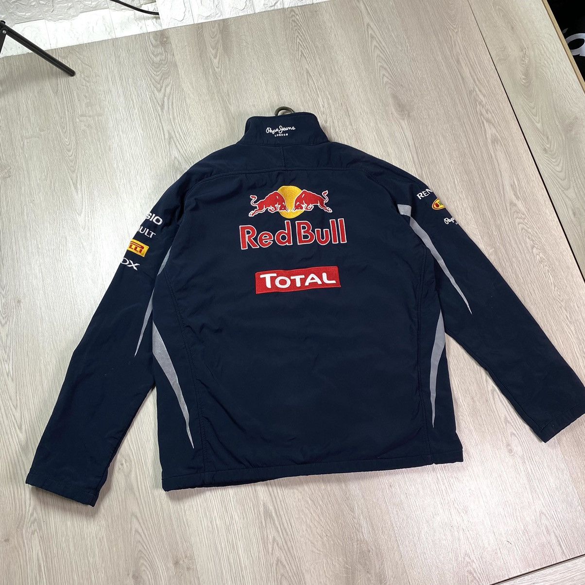 Racing × Red Bull Red bull racing f1 infinity | Grailed