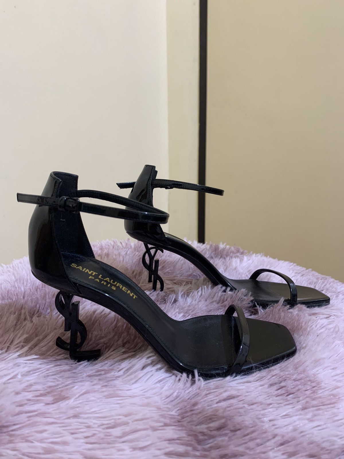 Yves Saint Laurent YSL OPYUM SANDALS IN PATENT LEATHER | Grailed