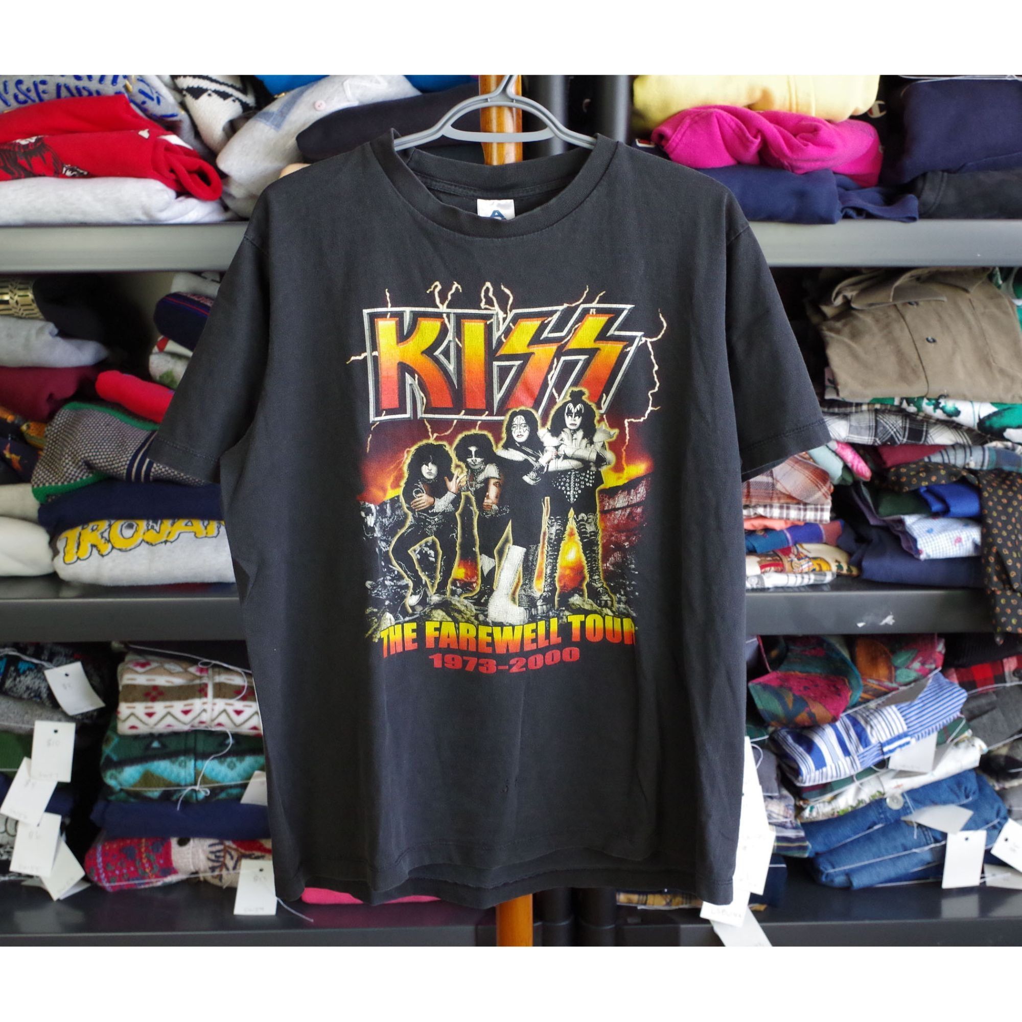 Kiss Y2K Kiss Men's Large The Farewell Tour VTG Band Tee | Grailed