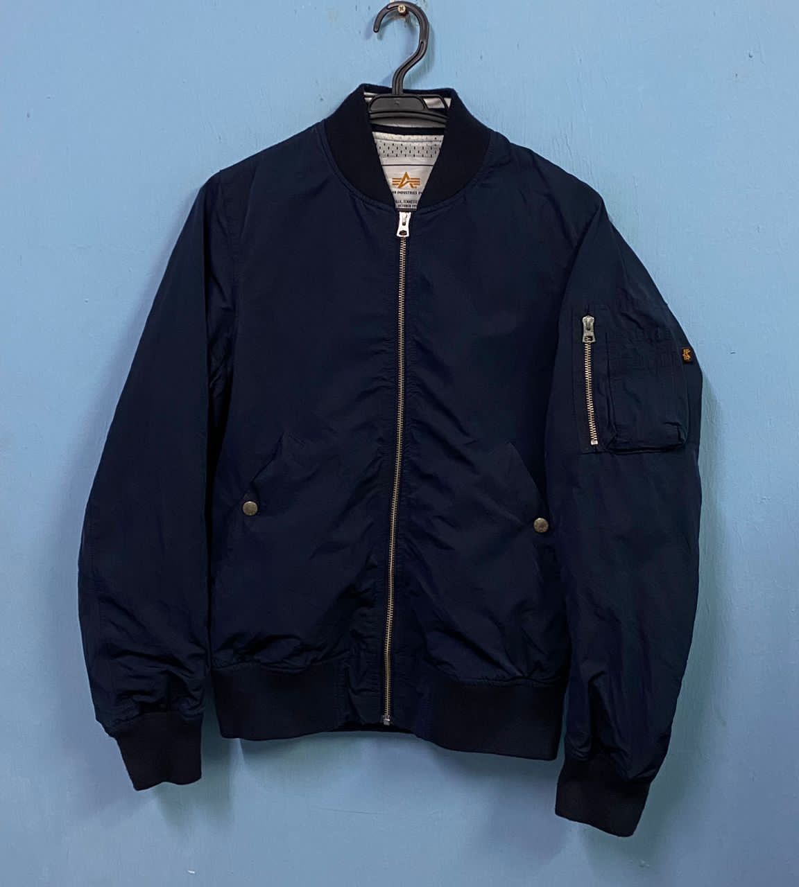 Alpha Industries × Bomber Jacket × Streetwear ALPHA INDUSTRIES Bombers ...