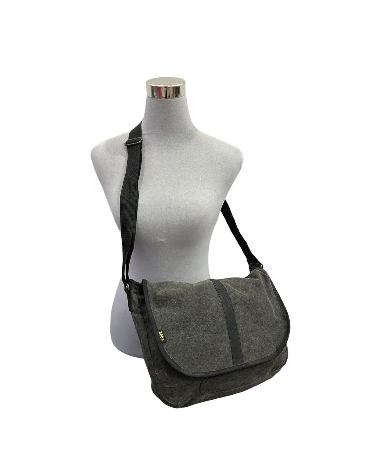 Lee × Streetwear × Vintage Vintage Lee Messenger Bag | Grailed