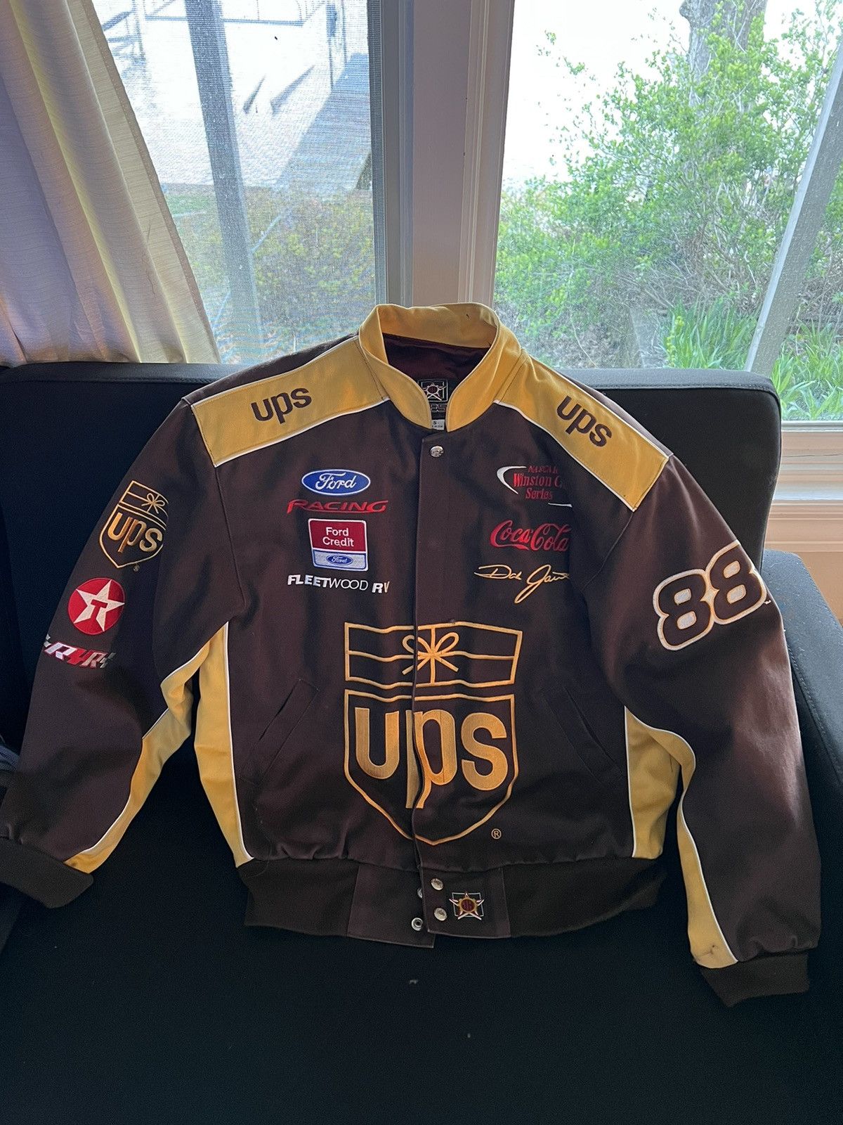 Jh Design UPS bomber | Grailed