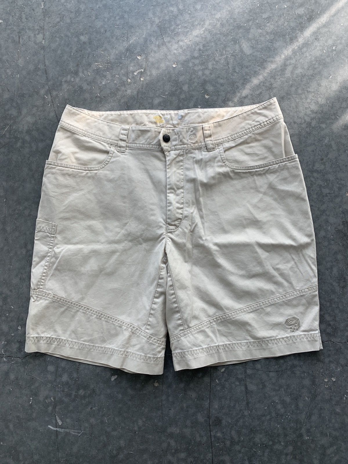 Outdoor Life Y2K Mountain Hardware Shorts | Grailed