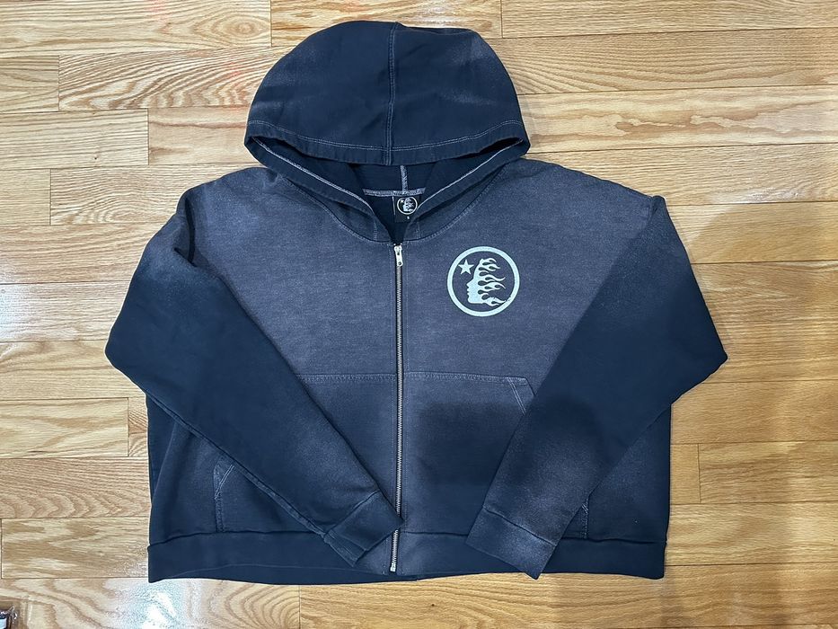 Streetwear Hellstar Vintage Black Essential Zip-Up Hoodie | Grailed