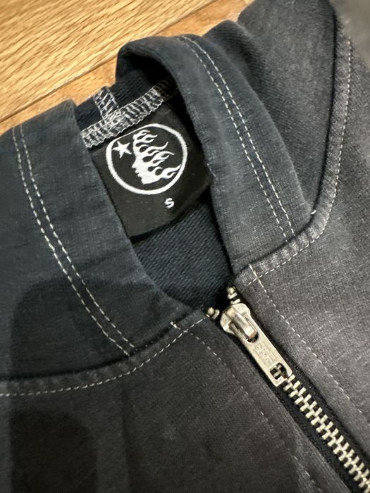 Streetwear Hellstar Vintage Black Essential Zip-Up Hoodie | Grailed