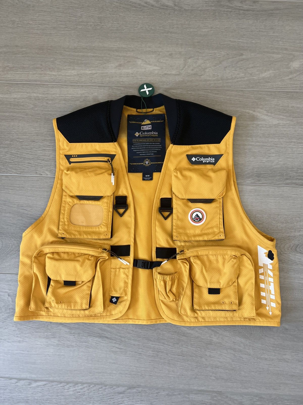 Columbia × Kith × Streetwear KITH X COLUMBIA TACTICAL PFG VEST | Grailed
