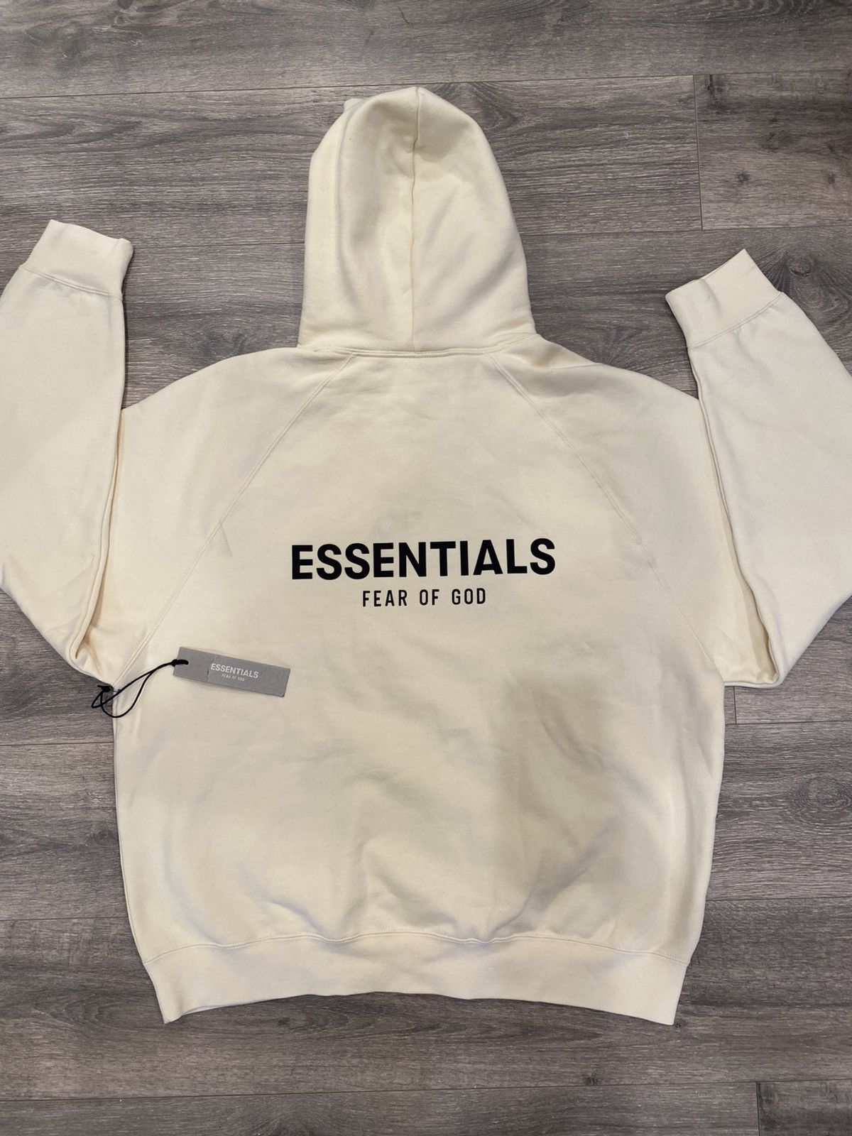 Essentials × Fear of God × Streetwear Fear of God Essentials Cream ...