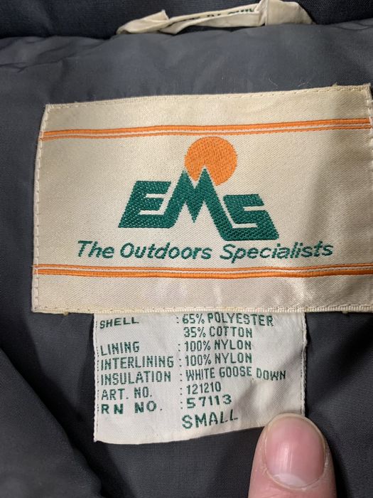 Vintage Vintage 1990s EMS Insulated Parka Jacket | Grailed