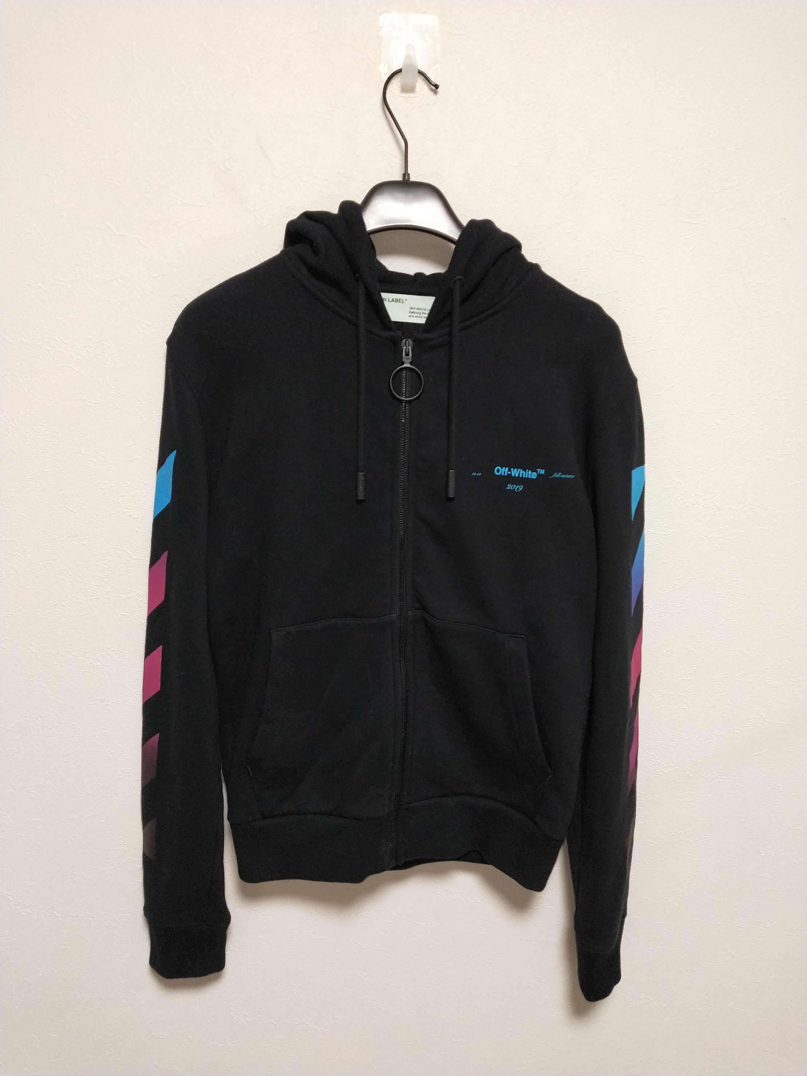 Off-White Gradient Arrows Hoodie | Grailed