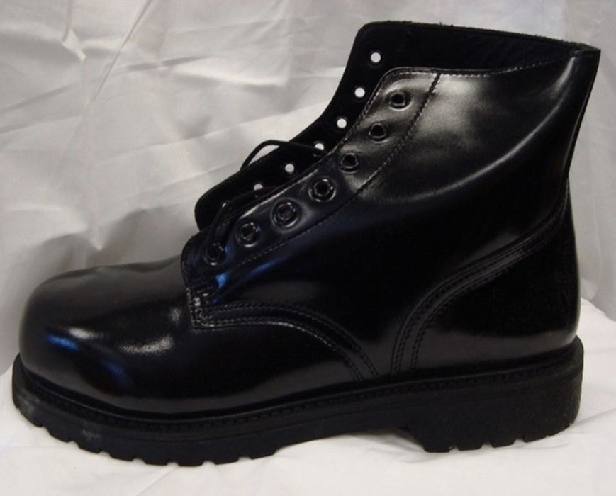 Military ⌖80s military leather ankle boots | Grailed