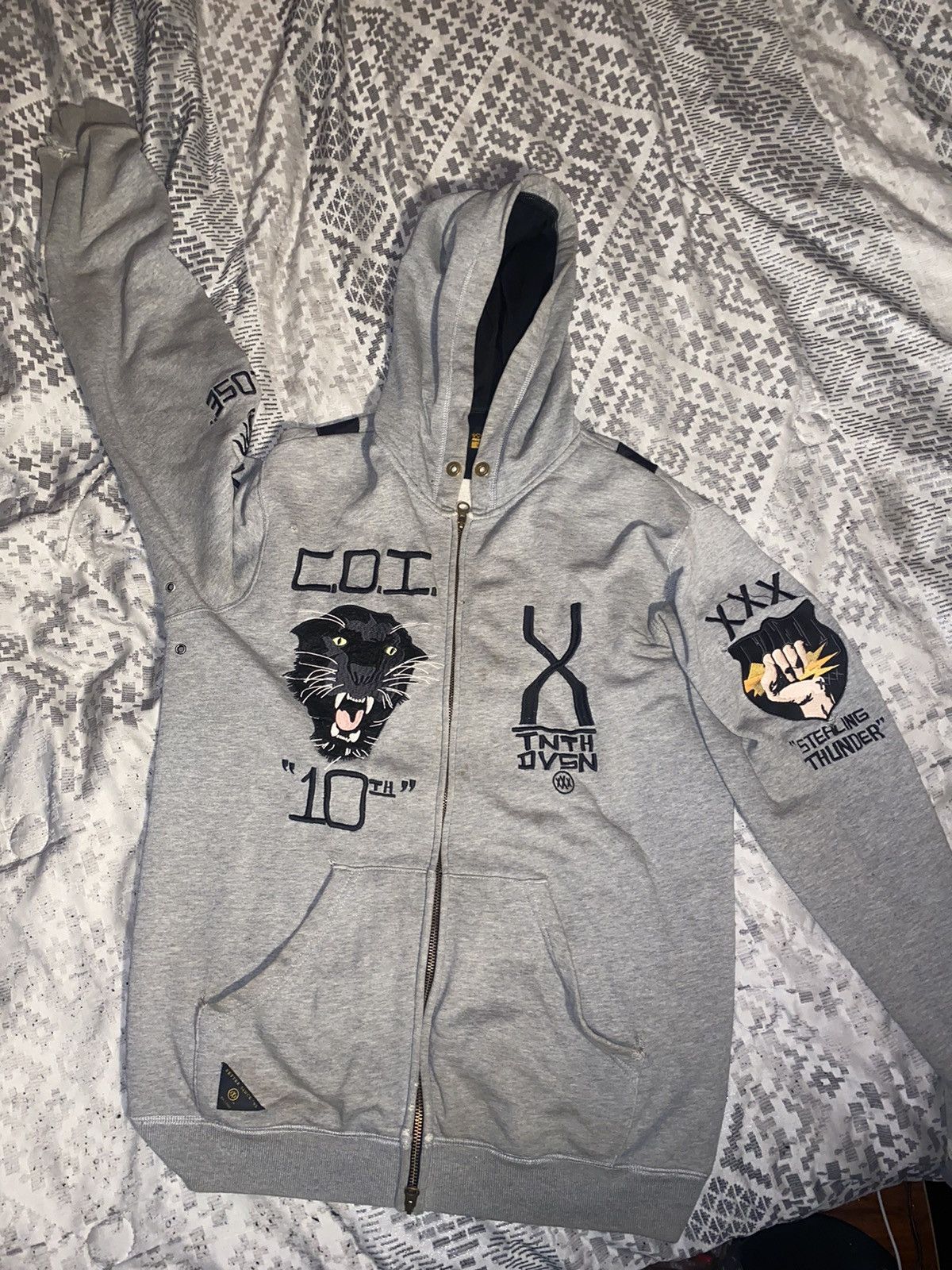 Vintage VINTAGE 10 DEEP HOODIE WITH EMBROIDERY DESIGNS | Grailed