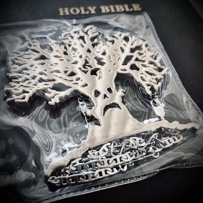 Haunted Mound Harold Chain | Grailed